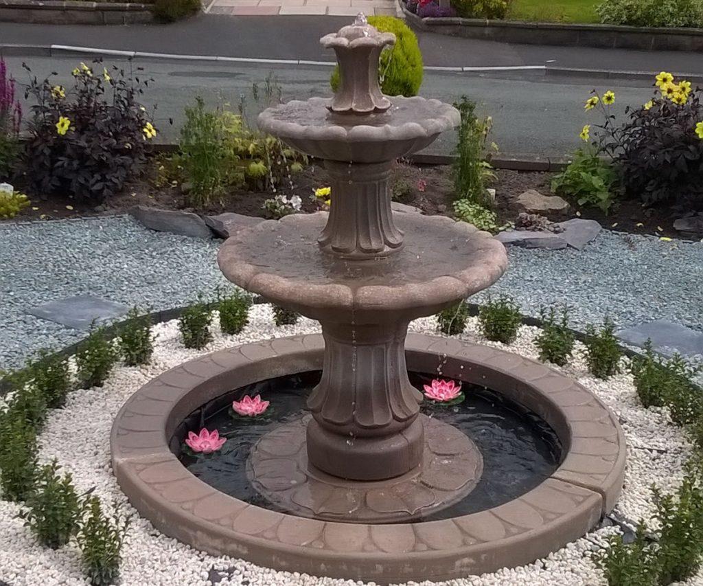 2 Tiered Barcelona Fountain, Small Aster Single Pool Surround - Stone ...