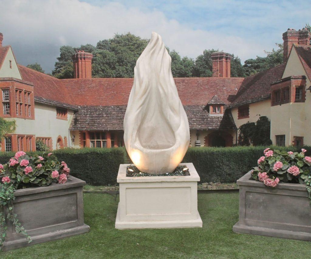 Circle Drive Way Patio Fountain | Small Self Contained Water Features