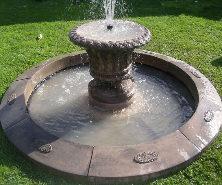 Jardineer Fountain, Laurel Single Pool Surround - Stone Garden ...