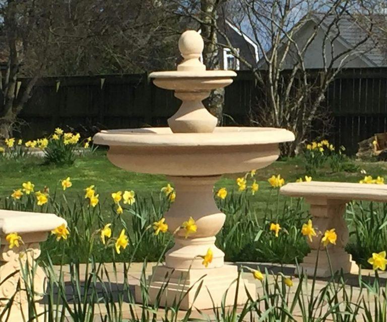 Circle Drive Way Patio Fountain | Small Self Contained Water Features
