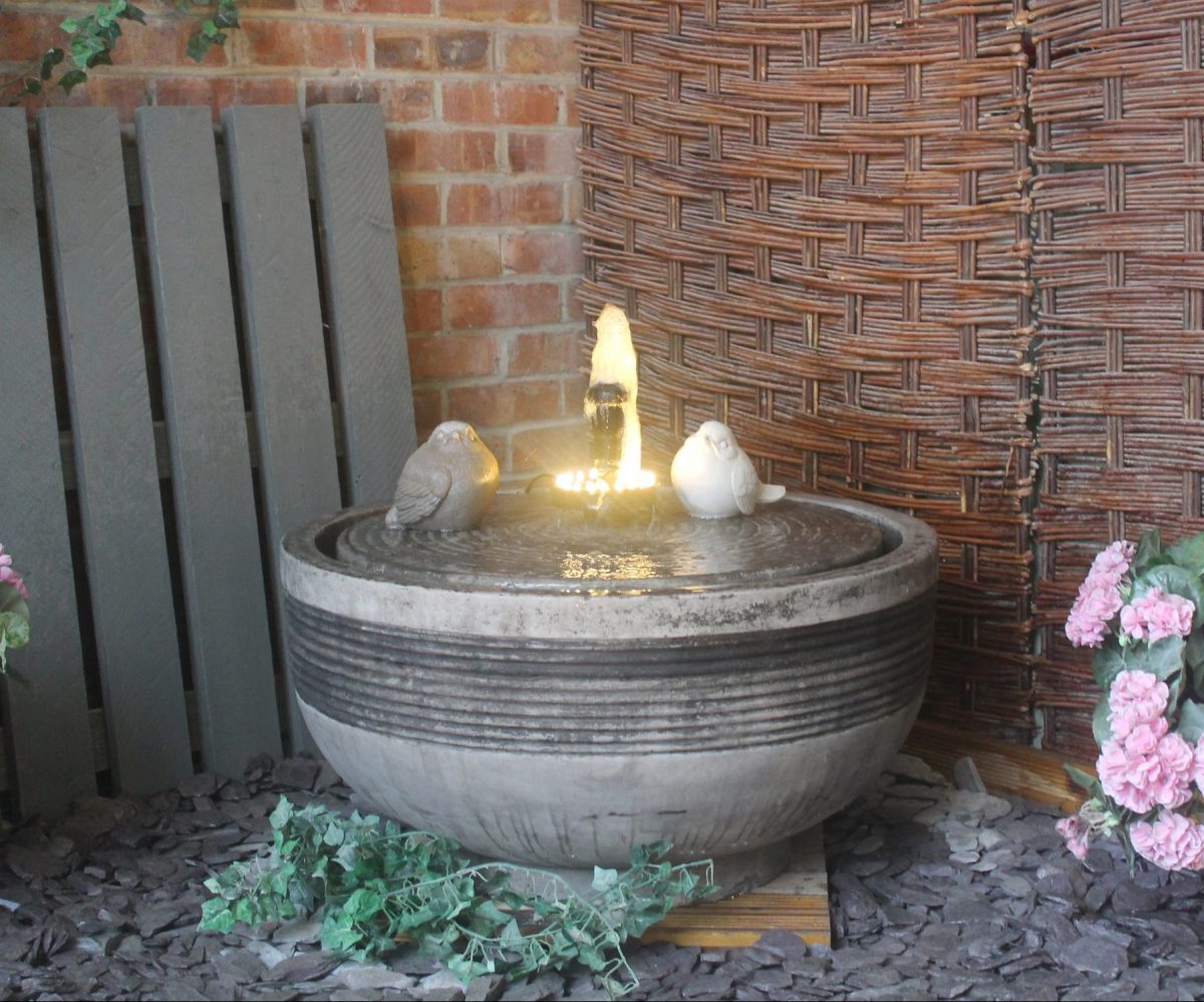 Niagara fountain - Stone Garden Fountains & Garden Water Features in UK