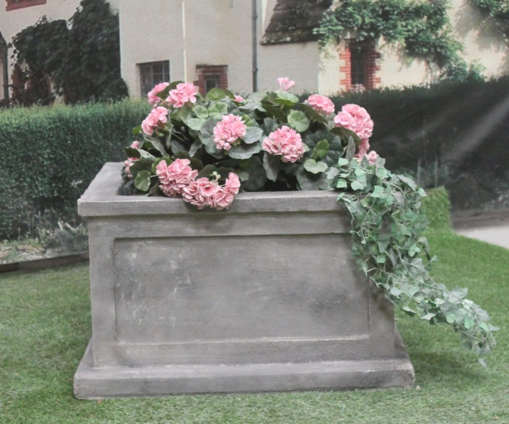 Pair of Heritage planters - Stone Garden Fountains & Garden Water ...