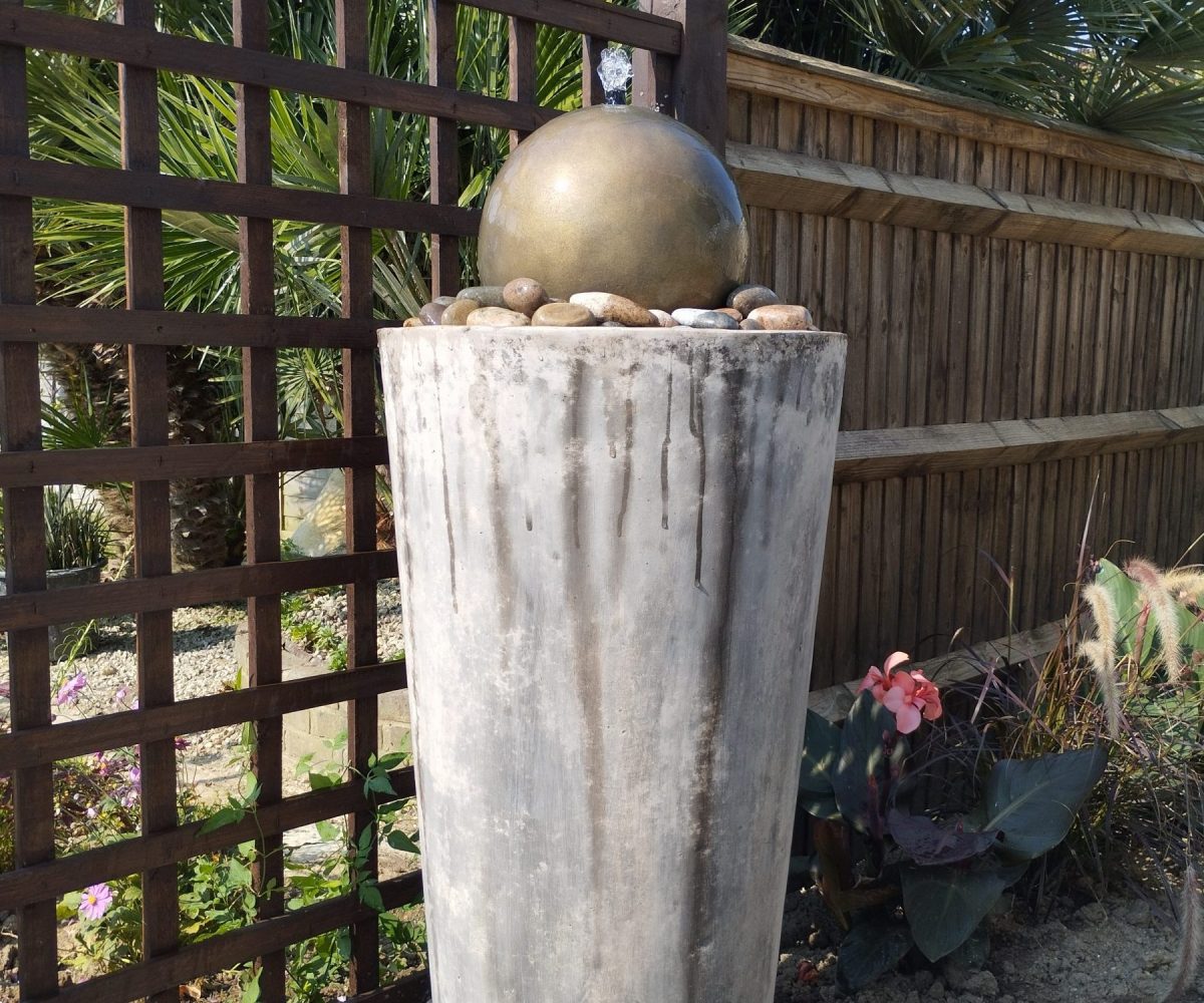 Circle Drive Way Patio Fountain | Small Self Contained Water Features